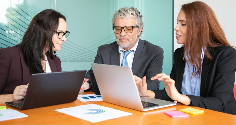 Are Insurance Agents also a Financial Advisors?